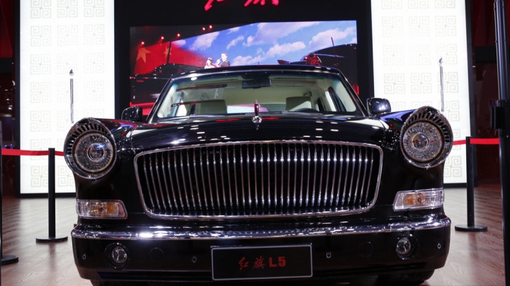 Chinese tycoon buys first customized Hongqi limousine - China Plus