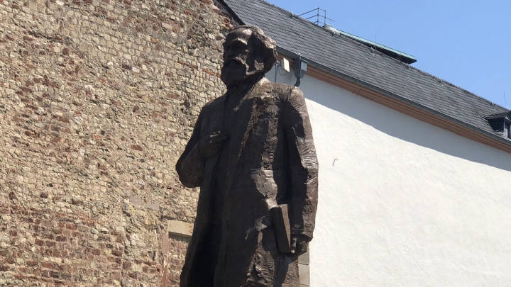 Karl Marx's hometown unveils statue by Chinese artist - China Plus
