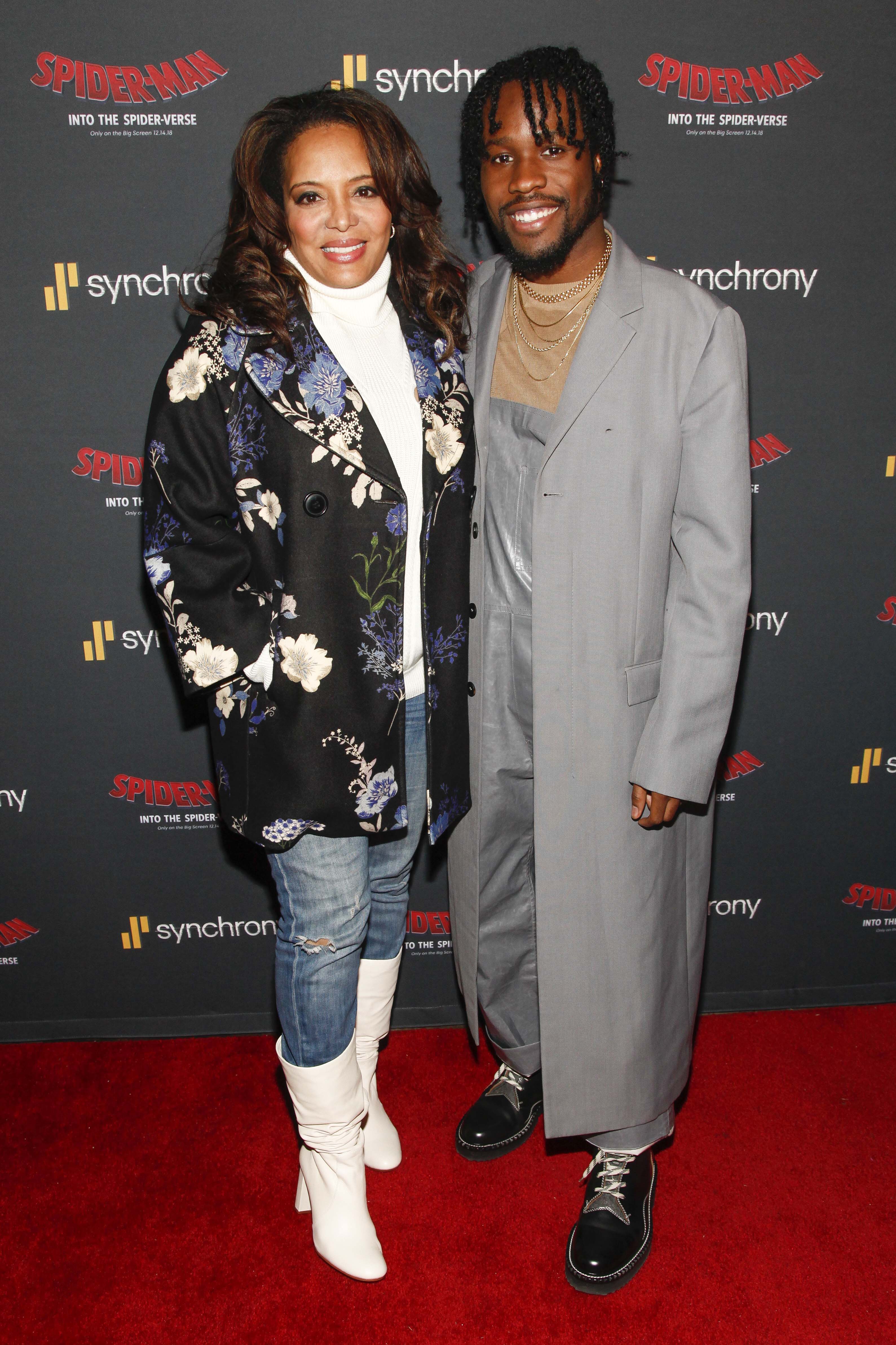 Actors attend "Spider-man:Into the spider-verse" preview event - China Plus