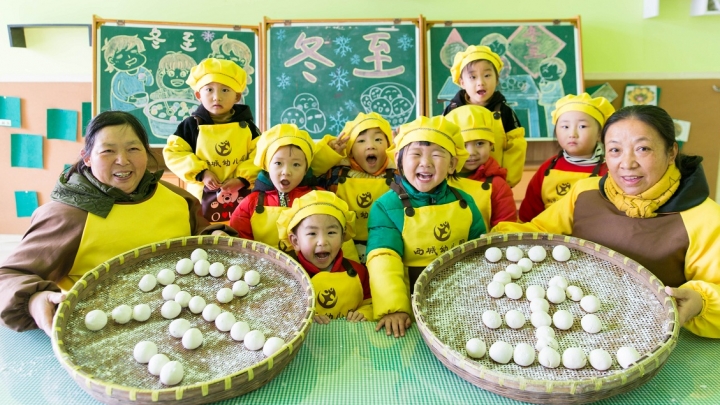 Chinese people celebrate Dongzhi Festival - China Plus