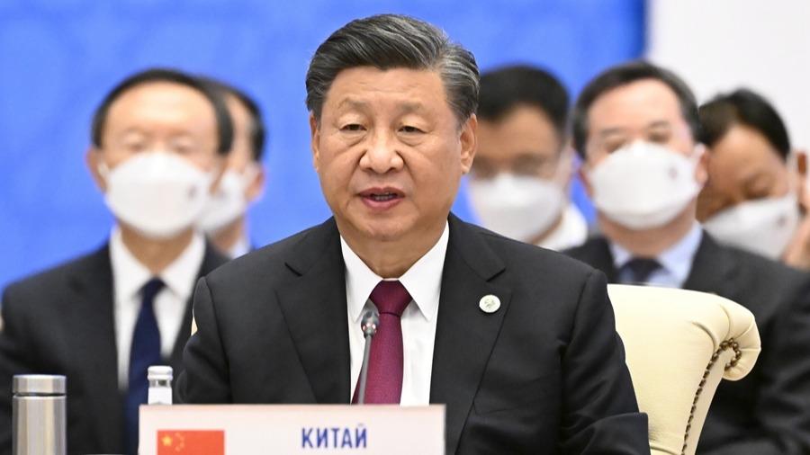 Xi Jinping se zúčastnil 22. schůze rady státních vůdců ŠOS a přednesl ...