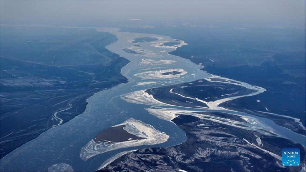 Akull i rrjedhshëm në Lumin e Verdhë në Kinën veriperëndimore