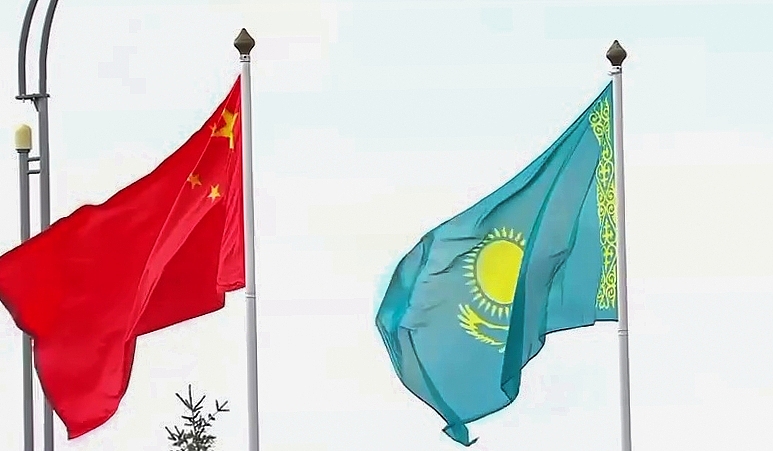 Казахстански медии публикуваха статия на Си Дзинпин