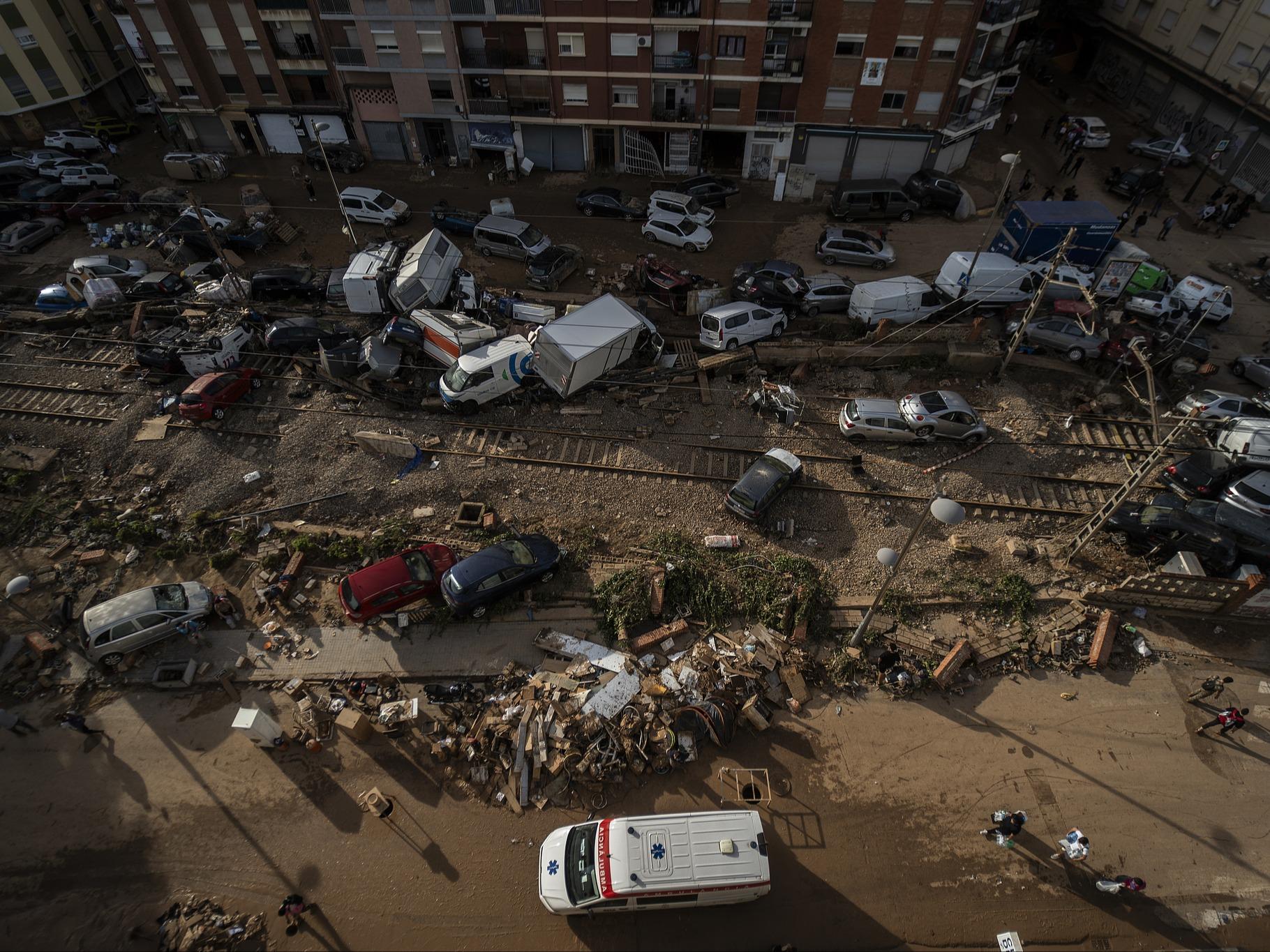 Pas katastrofës, Spanja vijon të pushtohet nga moti i keq